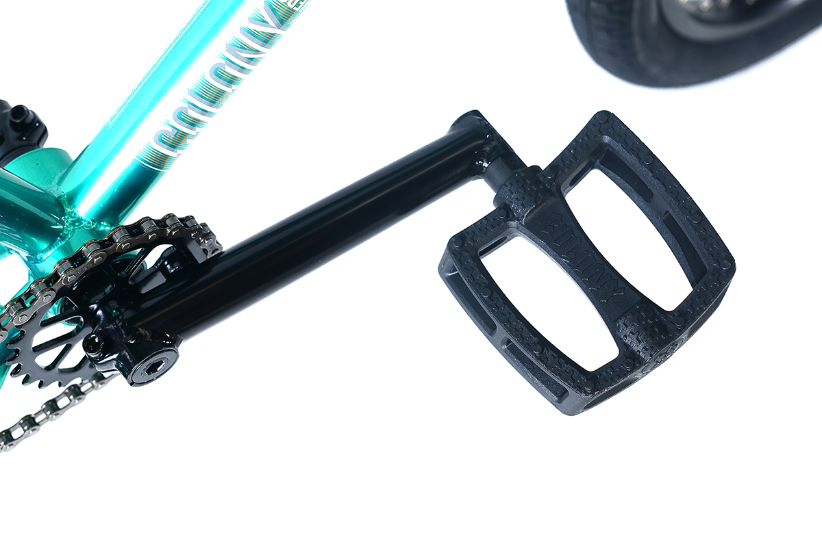 emerge brilliant green pedals - Colony BMX